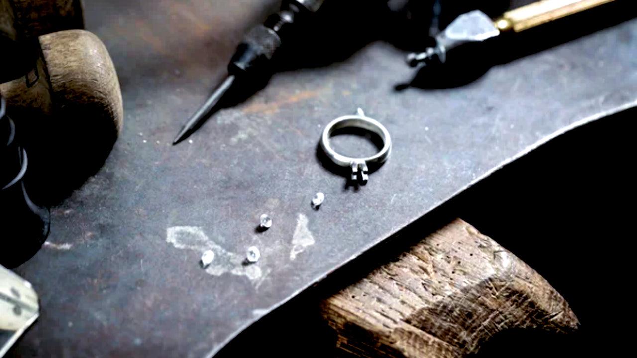 Teach You How to Pick a Jewelry Engraving Machine – Katway